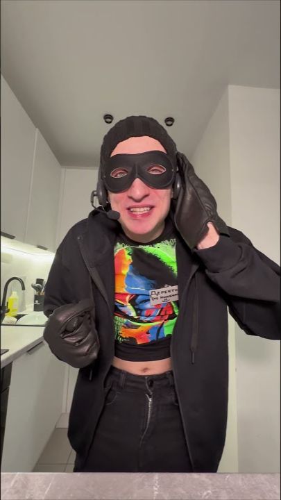 Мошенник пришёл к своей математичке📚💵 #funny #memes #comedy