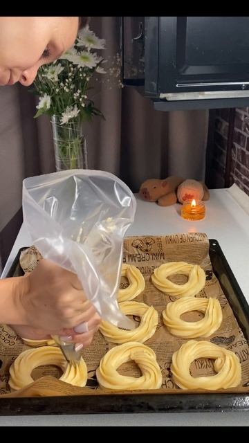 Заварные кольца с клубникой!