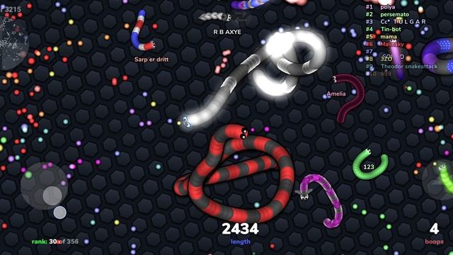 Вошёл в ТОП 10 на ПОСЛЕДНИХ СЕКУНДАХ в Slither.io!!!
