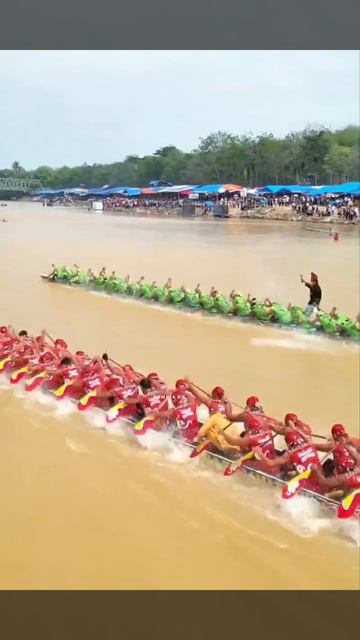 Гребля на байдарках говорите НУ НУ...................