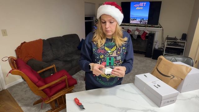 Распаковка товаров с аукциона в США. Очень выгодные находки для дома и семьи.( Quiet Shore Channel)