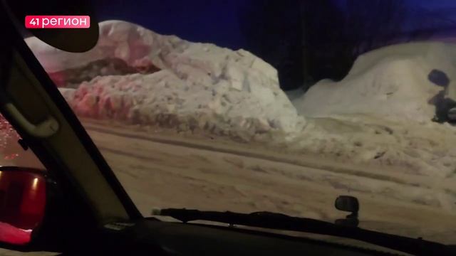 С НЕВИДИМЫМИ ВЫЕЗДАМИ СТАЛКИВАЮТСЯ НА ДОРОГЕ ЖИТЕЛИ СТОЛИЦЫ КАМЧАТКИ • БЕЗ КОММЕНТАРИЕВ