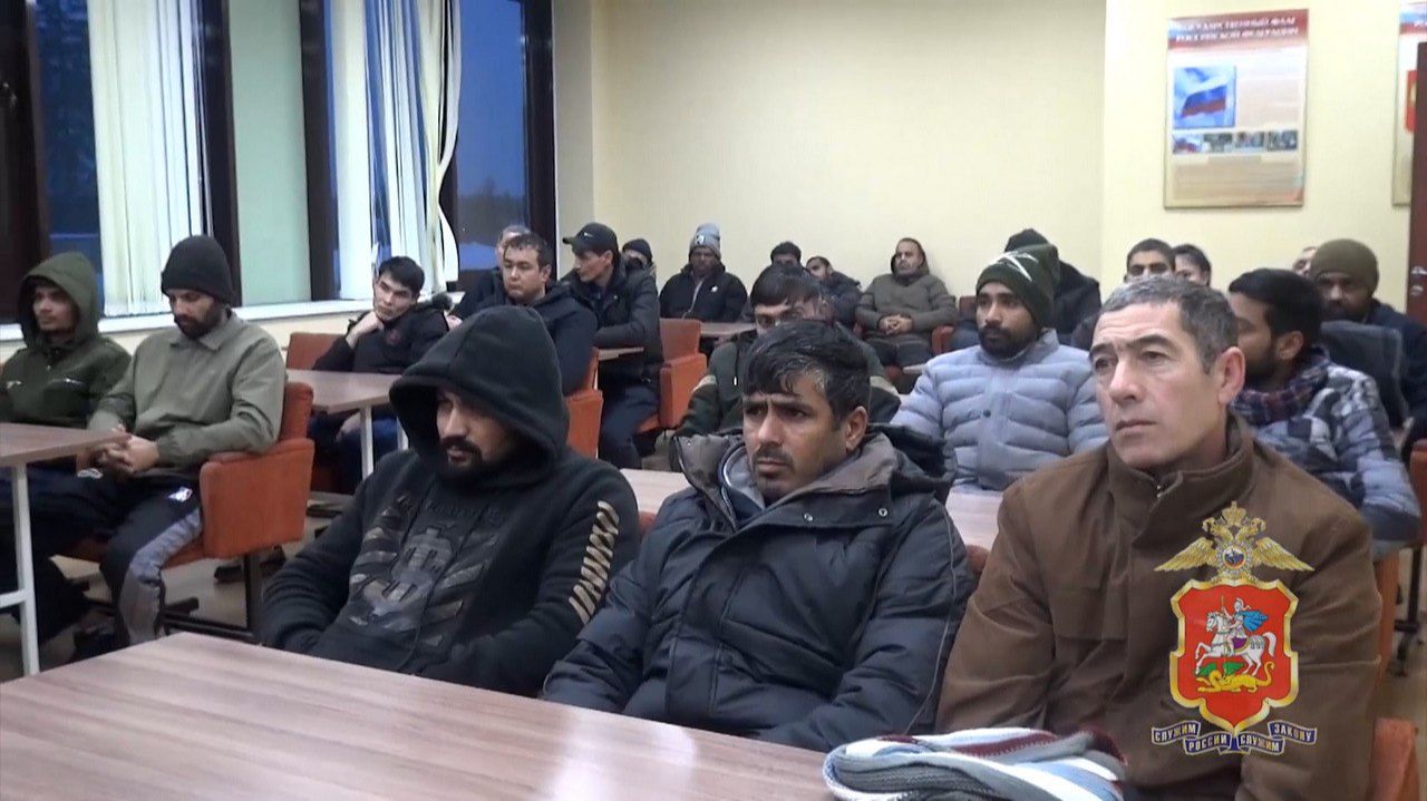 Полицейские пресекли нарушение миграционного законодательства в Подмосковье