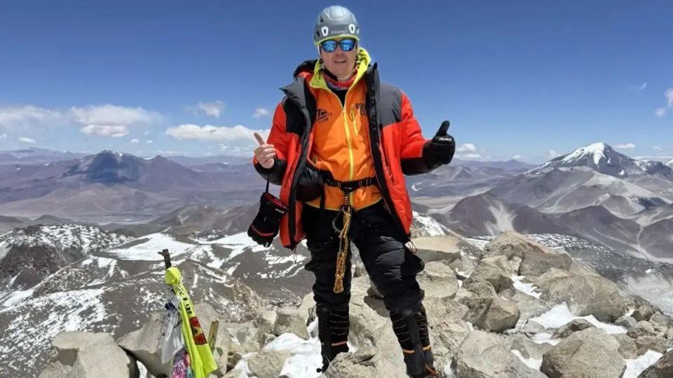 Асхат Ситалиев - на вершине Охос дель Саладо завершил выполнение программы "Семь вулканов"