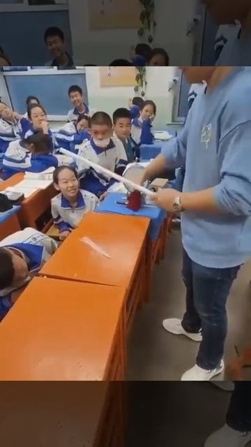 Вот так нужно преподавать физику в школах