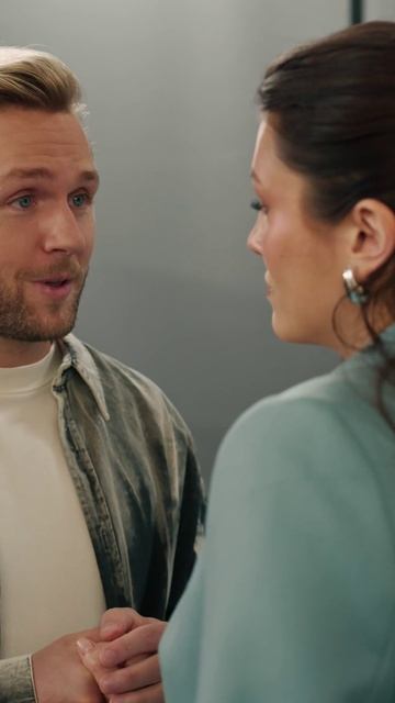 Не все же красотки тупые! #постучисьвмоюдверьвмоскве