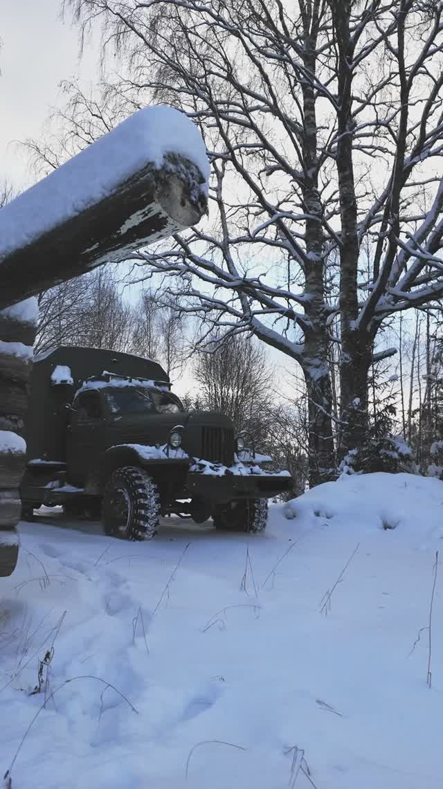 ЗИЛ 157 и ГАЗ 63 — советские среднетоннажные грузовые автомобили повышенной проходимости