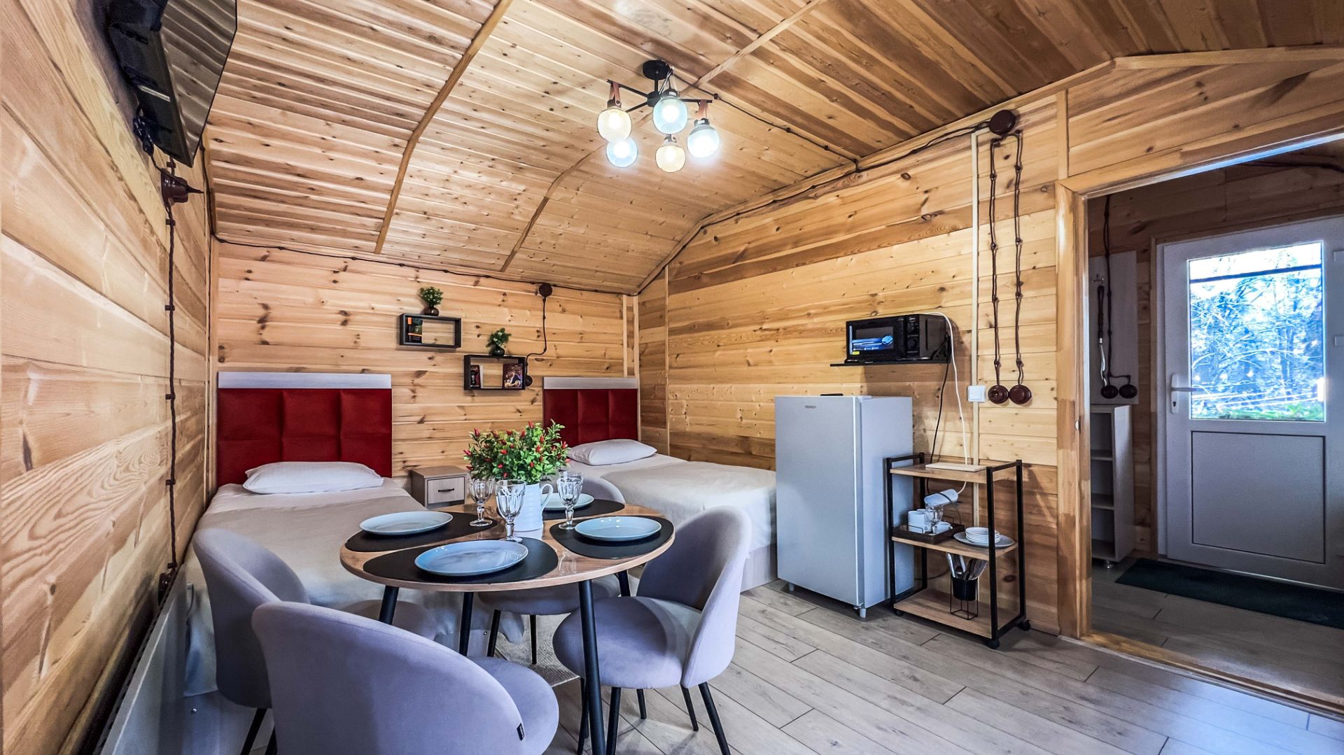 Номер на 2м этаже Банковская улица Архыз