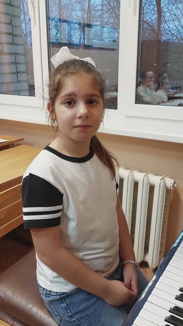 Сольф. №103 из сб.Калм. и Фр. Пилоян Элина 2кл.