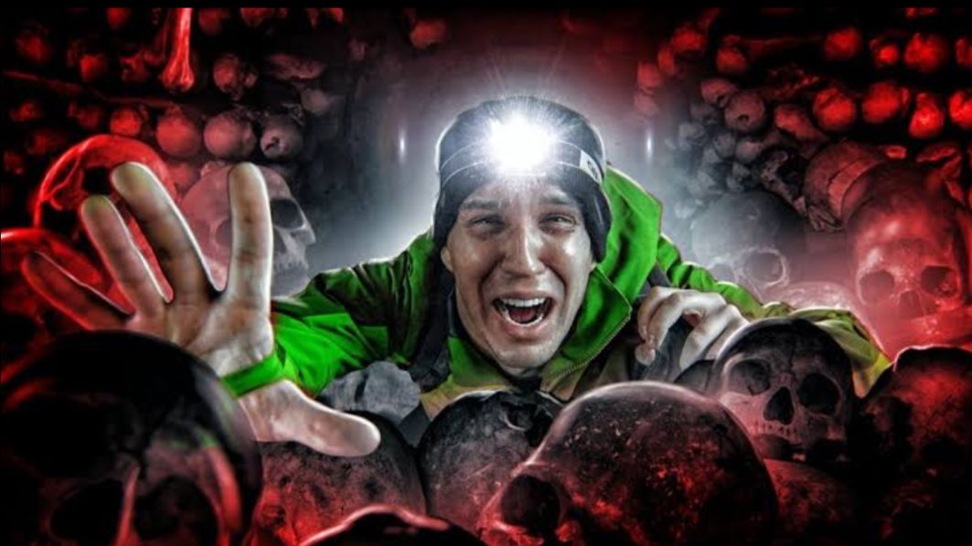 ПРОНИКЛИ в ТАЙНОЕ КЛАДБИЩЕ под Парижем! Увидели ЖЕСТЬ - Дима Масленников