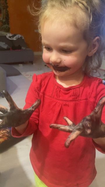 Соня так рисует