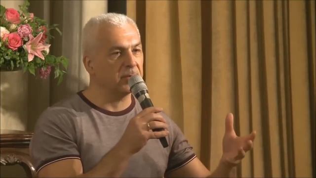 Выступление Аркадия на встрече