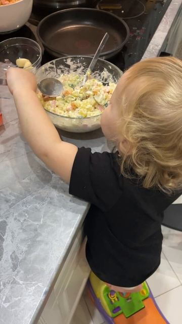 Мира и оливье