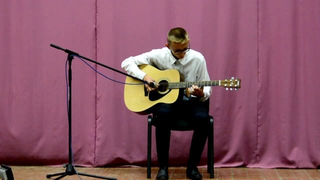 Палазник Владимир - Я на камушке сижу  (Фестиваль талантов 2017)