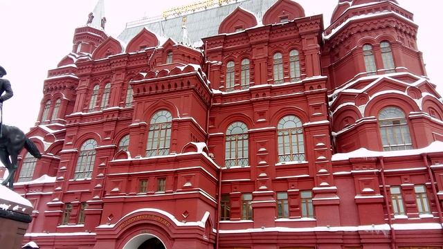 Исторический музей на красной площади в Москве. Очень интересный видос.