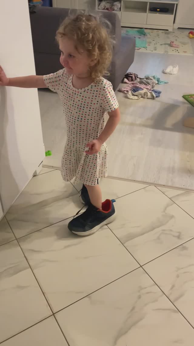 Соня в кросах