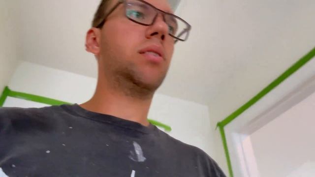 Флиппинг дома с нуля в США- проблемы с колоннами и покраска плинтусов День 22(Mykhailo Yashchenko)