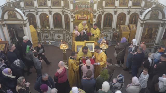 Запись трансляции 8 февраля 8:40. Часы. Литургия