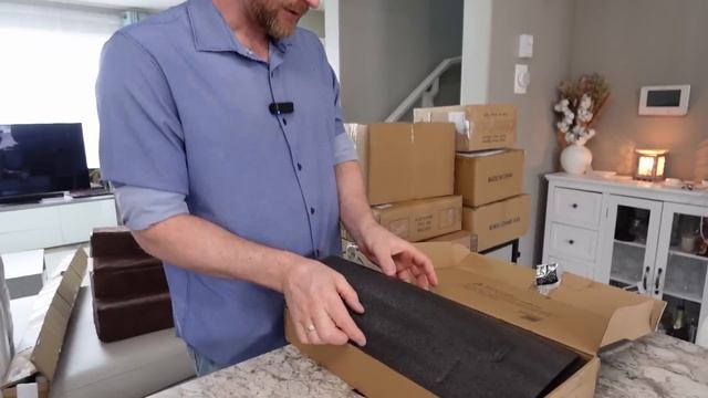 «ЭТО НАШЛИ В ПОТЕРЯННЫХ ПОСЫЛКАХ…(Happy Family in CANADA)