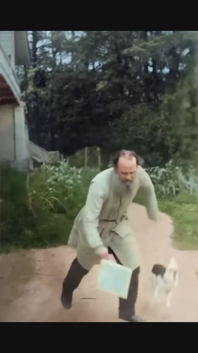 Лев Николаевич Толстой и 3 самых тупых дебилов планеты.