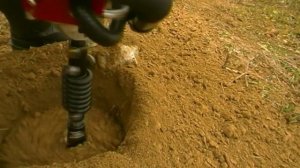 Мотобур Iron Mole E53.mp4