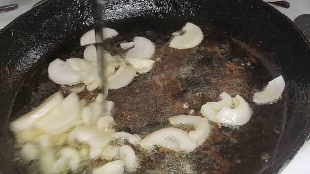 У вас есть чай и курица? Просто смешайте и все будут спрашивать почему курица такая нежная (дарю)
