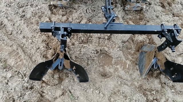 Картошка 2022, часть 1. Борозды.