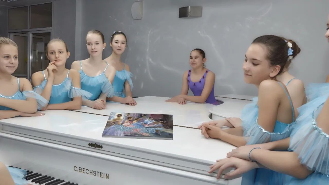 Портфолио 12 юных балерин. Презентация фотокниги