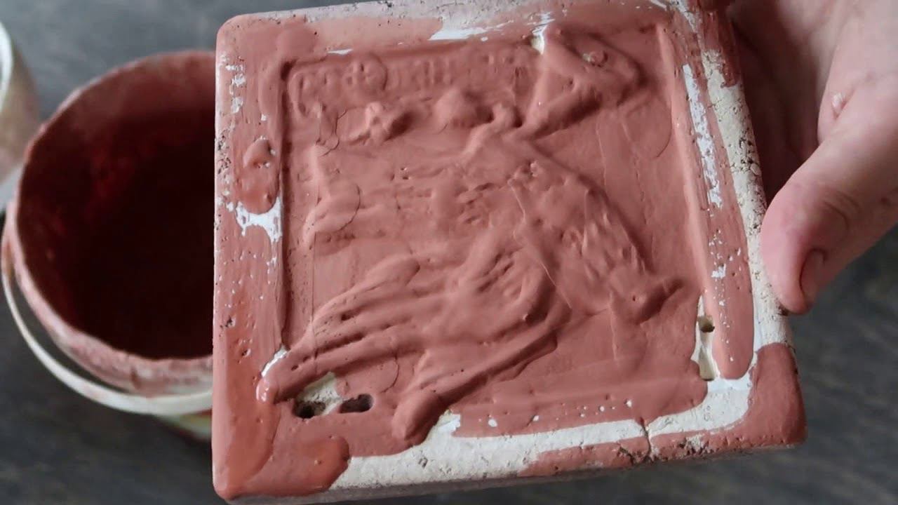 Крашу изразец