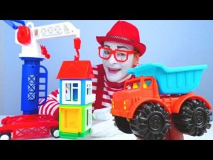 Clown and cars' toys. Funny videos for kids & toy construction crane.