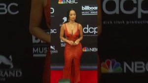 2019 Red Carpet Music Awards Super Star Fashion Show (54)