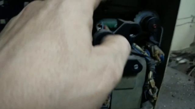 Заброшенная киноаппаратная в клубе 23КПК-2 часть 1.mp4