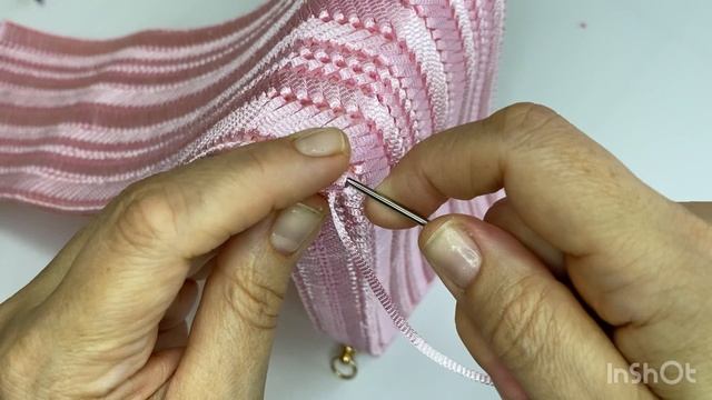 Сумочка  на канве 2 часть