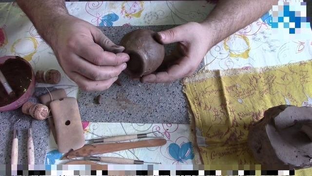 Как слепить чашку из глины.(2016)