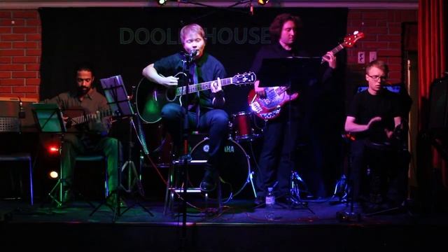 группа mir.t _Море_Акустический концерт в Doolin House club.mp4