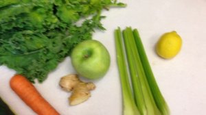 Part 1 ingredients: Lemon ginger blast green juice.