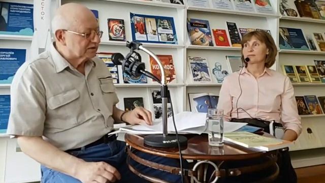 В эфире встреча с писателем и поэтом Александром Митрофановичем Гирявенко.mp4