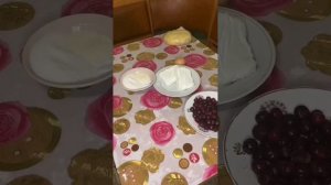 Пирог вишня с творогом