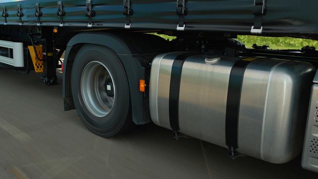 Wagnermaier - для тех, кто играет в долгую.
Шторный полуприцеп Wagnermaier CRS3 FOR A LONG TIME