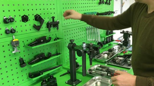 Струбцина для разборки и сборки насос форсунок и секций PLD. ST02.mp4
