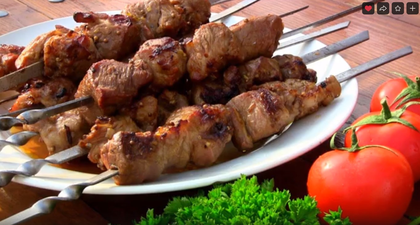 Гастрономический мастер-класс от семьи Саркисян - армянское блюдо "Хоровац"