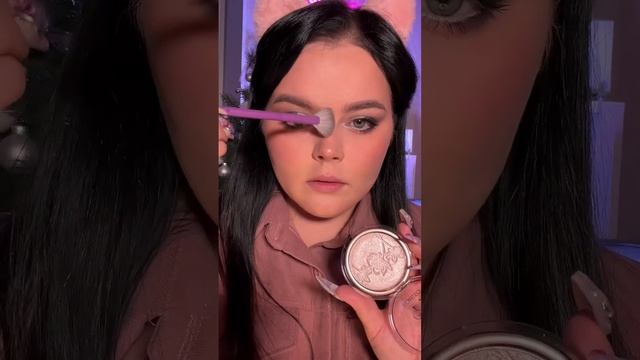 Куда наносить хайлайтер