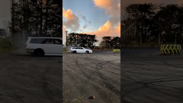 NZ Drifting Stagea & R32
