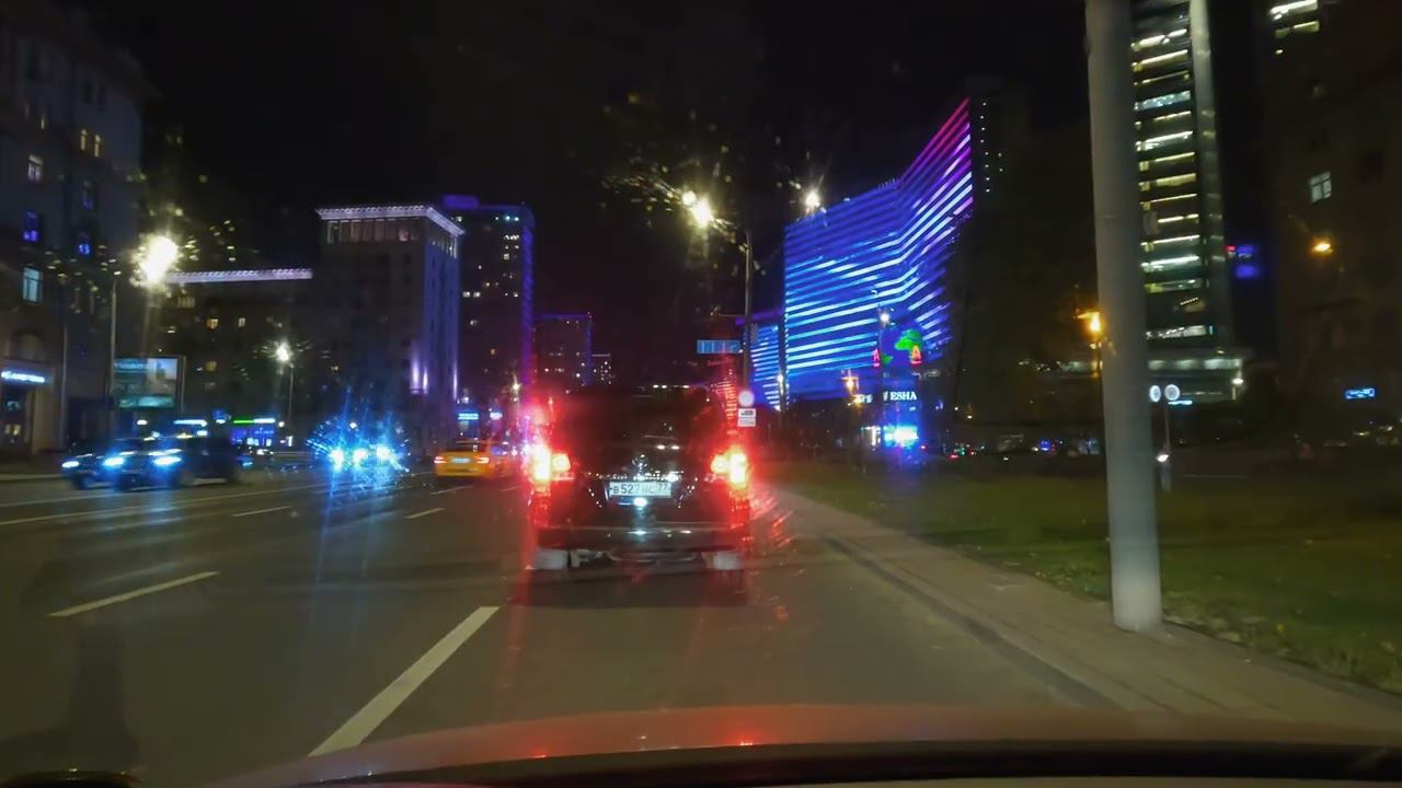 2023 09 вечерняя дорога через Москву