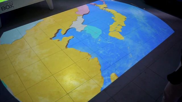 Режим «Географическая викторина» — интерактивный пол Floorium