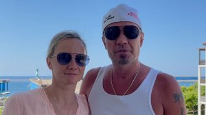 Роман Костомаров с женой опубликовали видеообращение к болельщикам