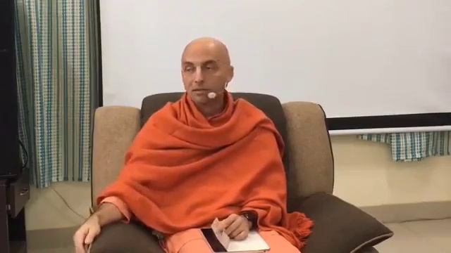 12.1 лекция. Изучение шлок и ответы на вопросы по 2-3 главе БГ (Вриндаван, 18.12.2017).mp4