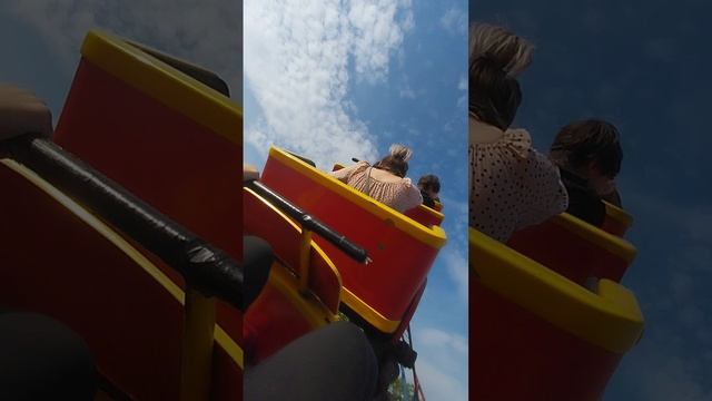 Чуть телефон не выронил! Вот так весёлые горки!