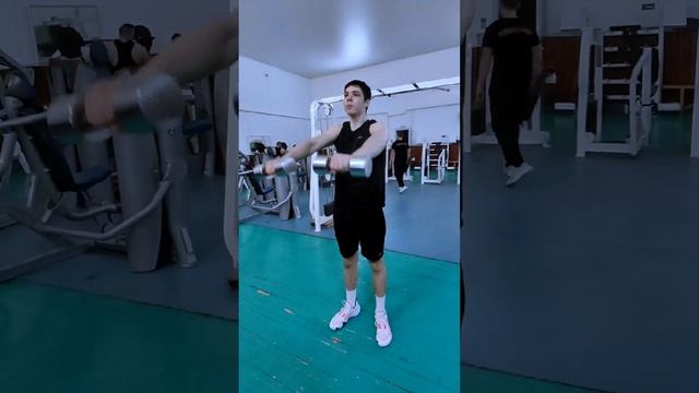 Тренировка Грудь, Плечи, 
Трицепс