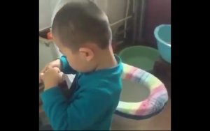 Малой спалился